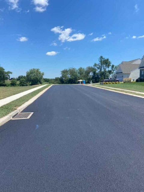 Blacktop Vs Concrete Driveway - Huge Difference 2020