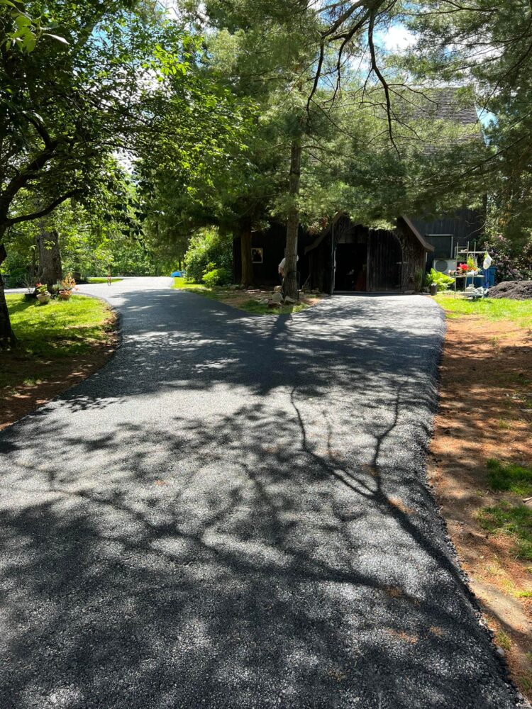 What Is Macadam Asphalt Great For? | Willies Paving 2022